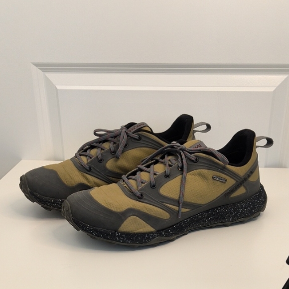 Merrell | Shoes | Merrell Altalight Mens Outdoor Adventure Shoes Olive ...